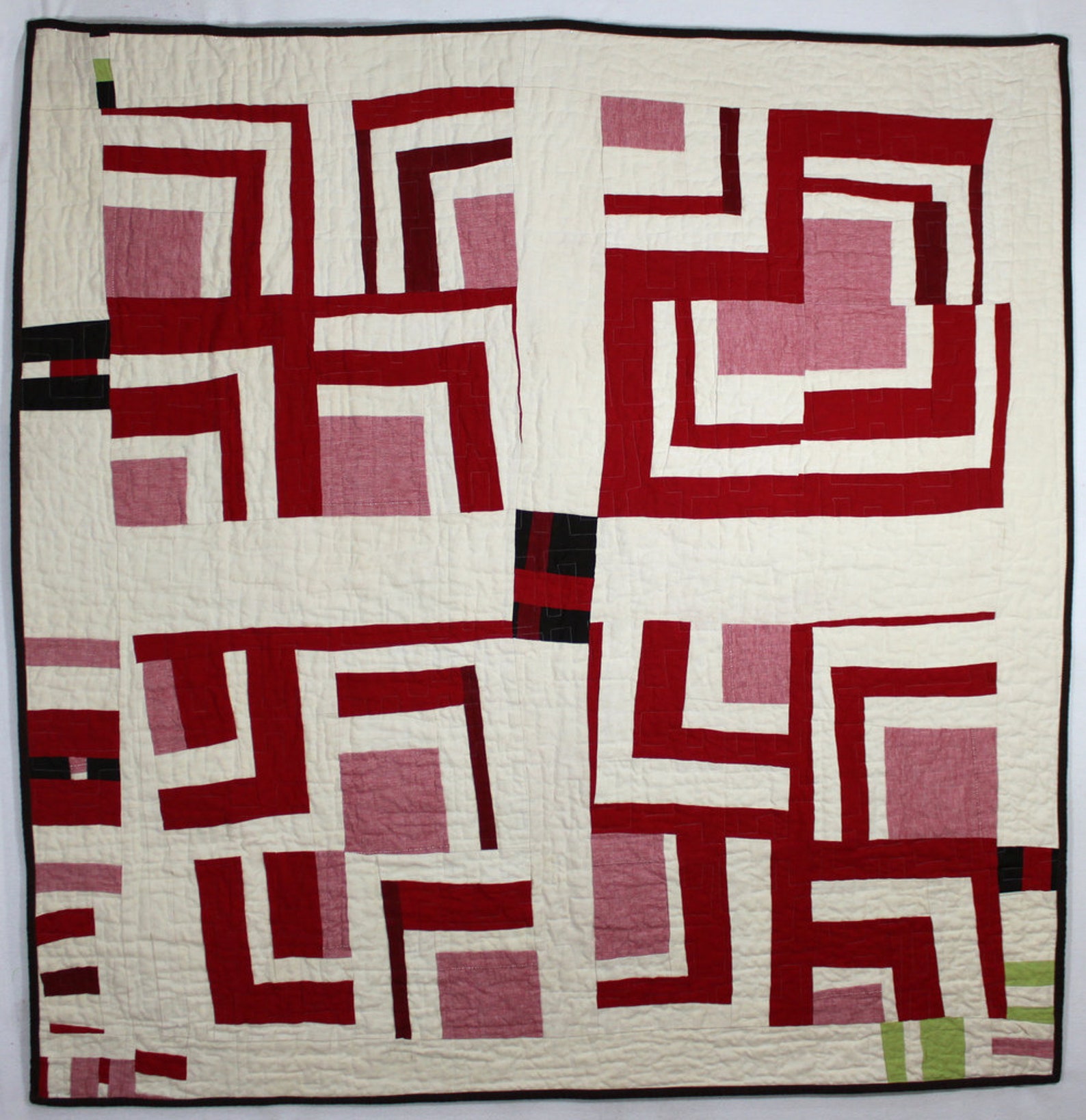 Improvisational Split Log Cabin Quilt Pattern - Modern Quilt Sewing ...