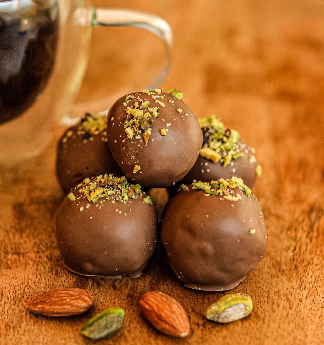 Homemade Chocolate Bites With Organic Dates and Nuts - Etsy