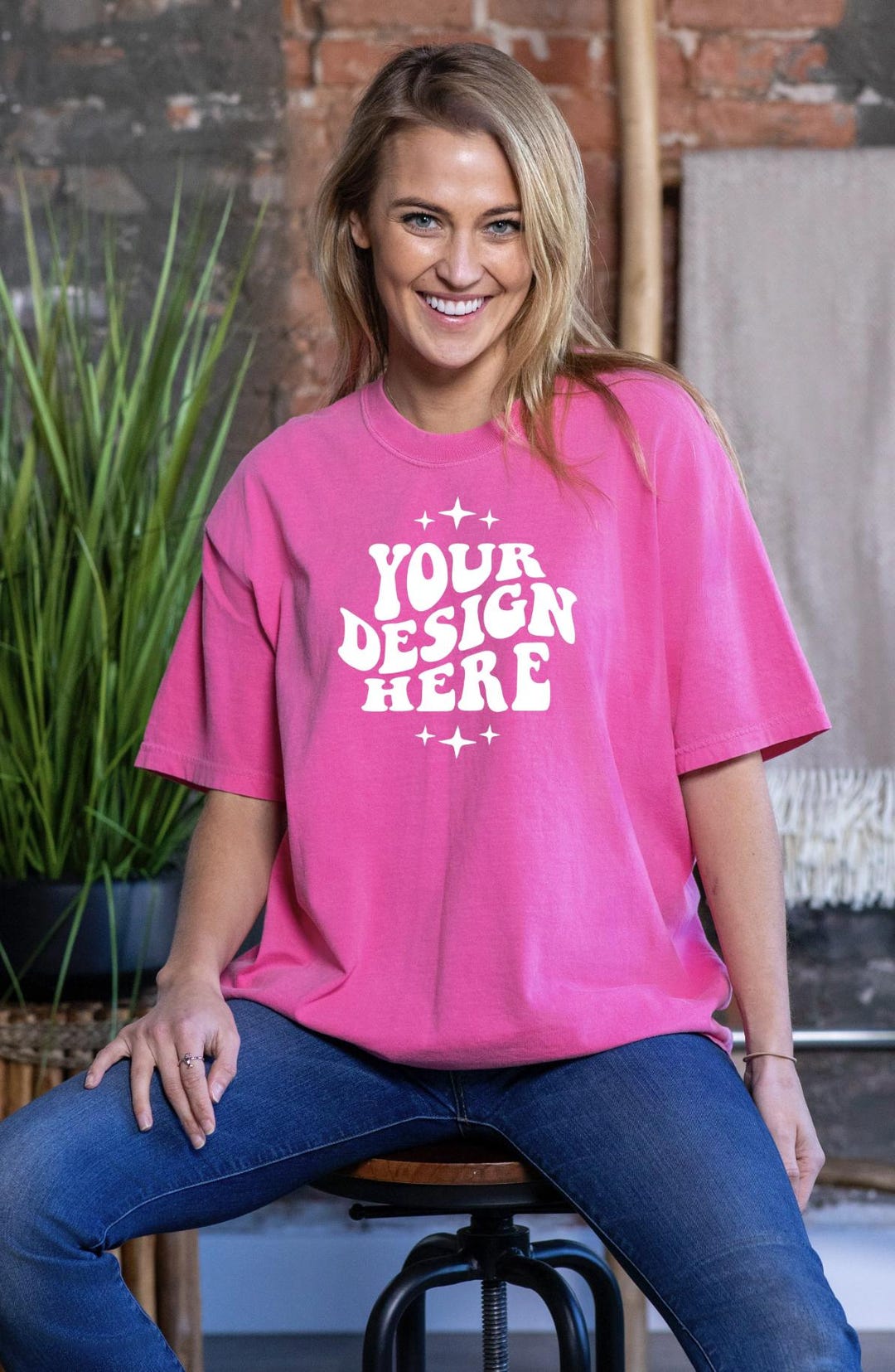 Comfort Colors 1717 Crunchberry Tshirt Mockup | Real Model Mock ...