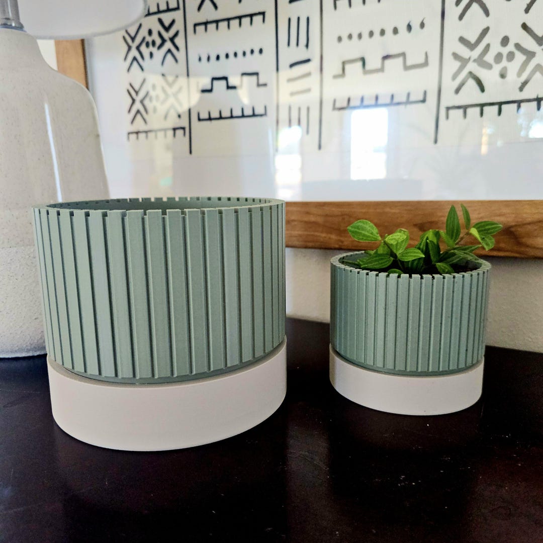 3D Printed Plant Pot: Mid-century Modern Ribbed Planter With Drainage ...