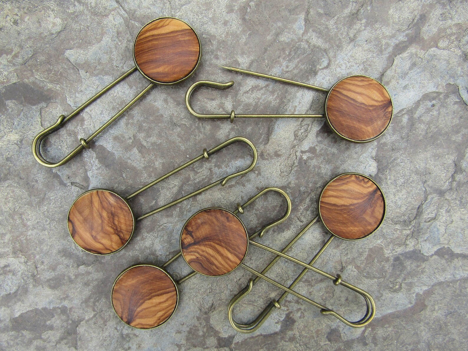 Shawl Pin Olive Wood Kilt Needle Brooch Wooden Scarf Pin - Etsy