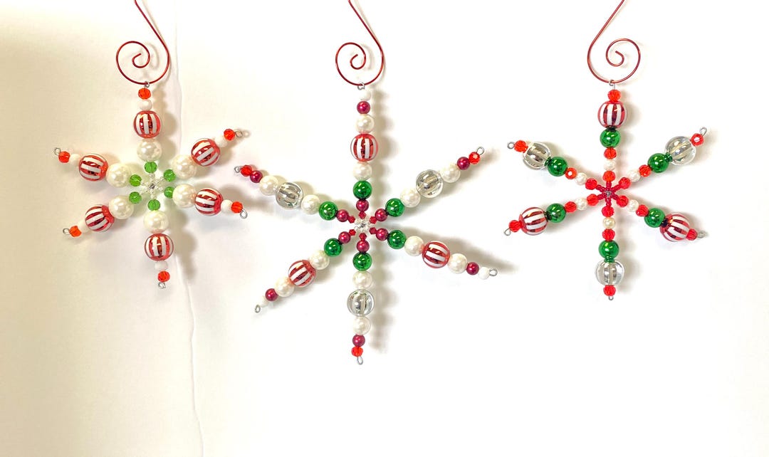 Beaded Red Green Snowflake Christmas Tree, Sun Catcher, Ornament Set - Etsy