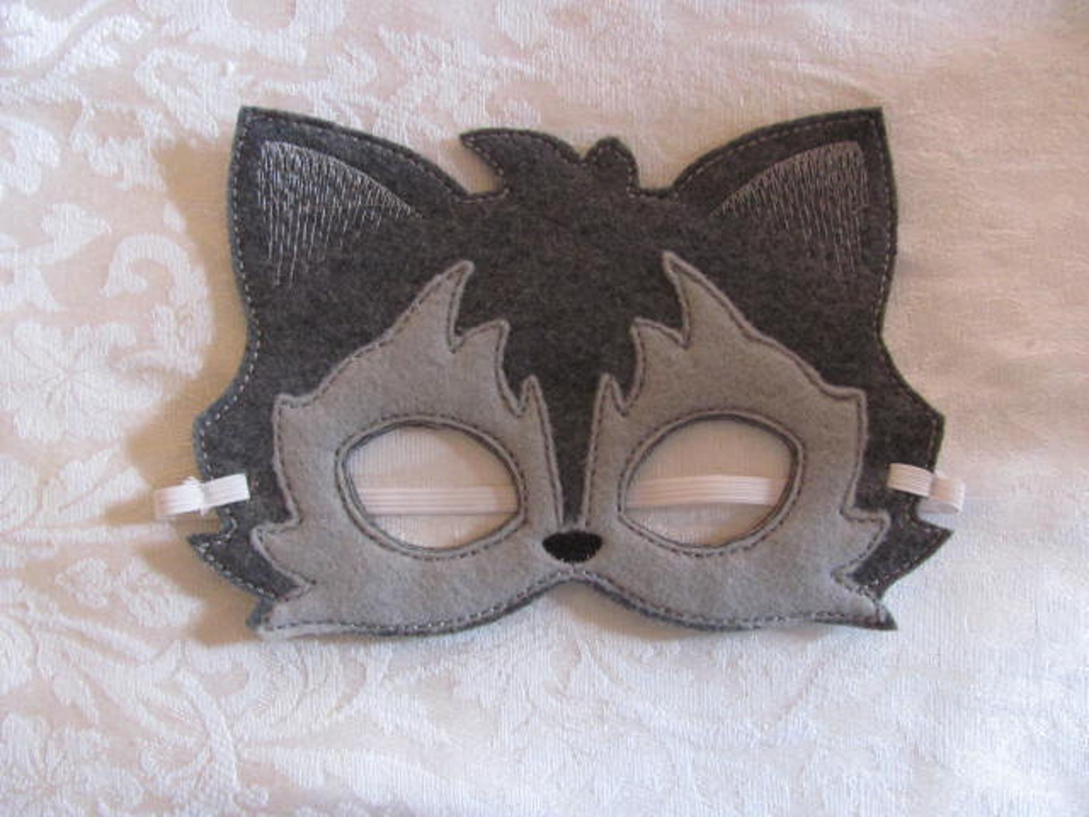 Gray Wolf Felt Party Mask Gray Wolf Photo Prop Gray Wolf - Etsy