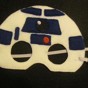 White Robot Party Masks- White Robot Photo Prop - Felt Mask - Pretend ...