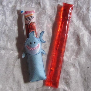 Shark Ice Pop Holder - Shark Freeze Pop Holder - Shark Yogurt Tube ...