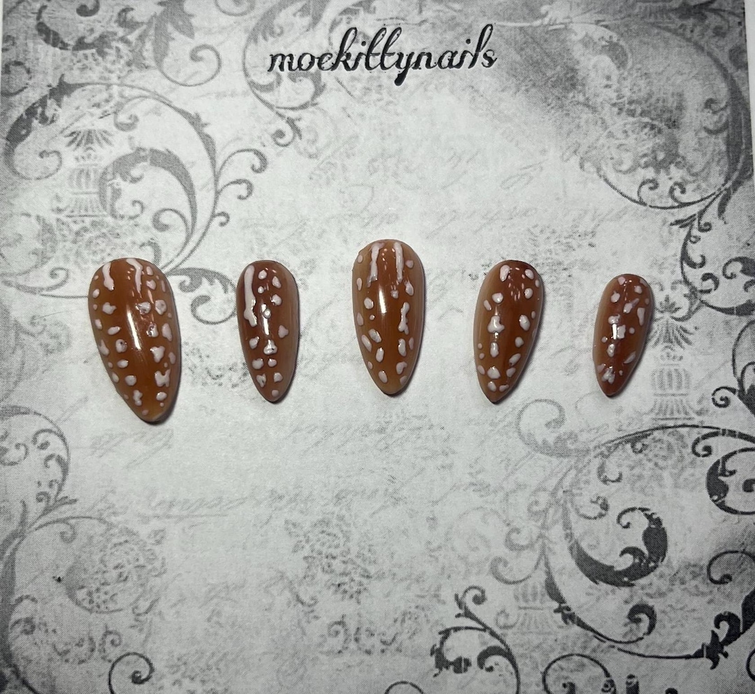 Deer Print Press on Nails - Etsy