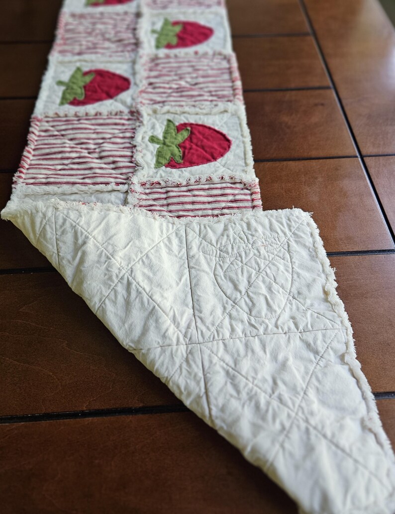 Strawberry Table Runner, Rag Quilt Table Runner, Spring Decor, Table ...
