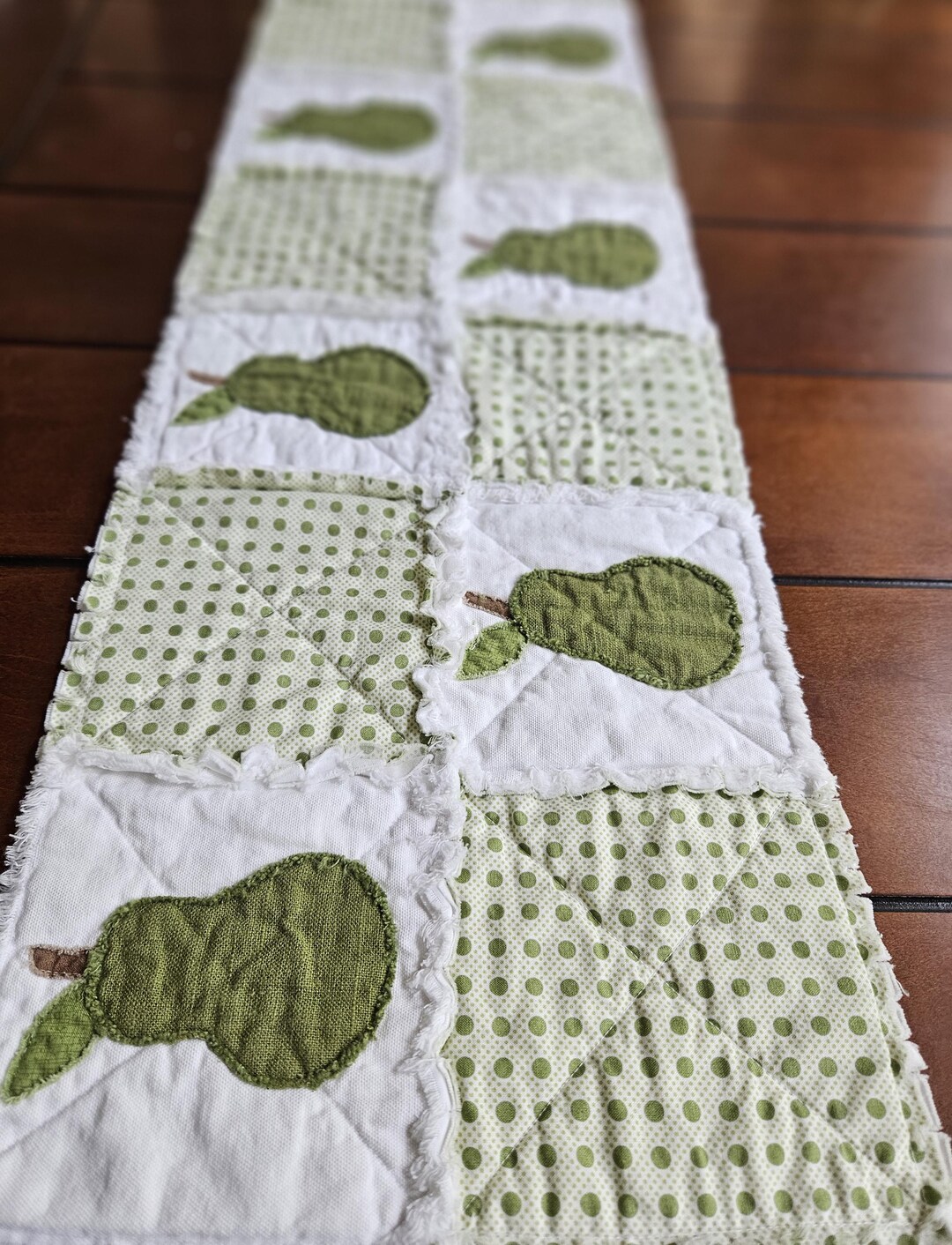 Pear Table Runner, Rag Quilt Table Runner, Spring Table Runner, Table ...