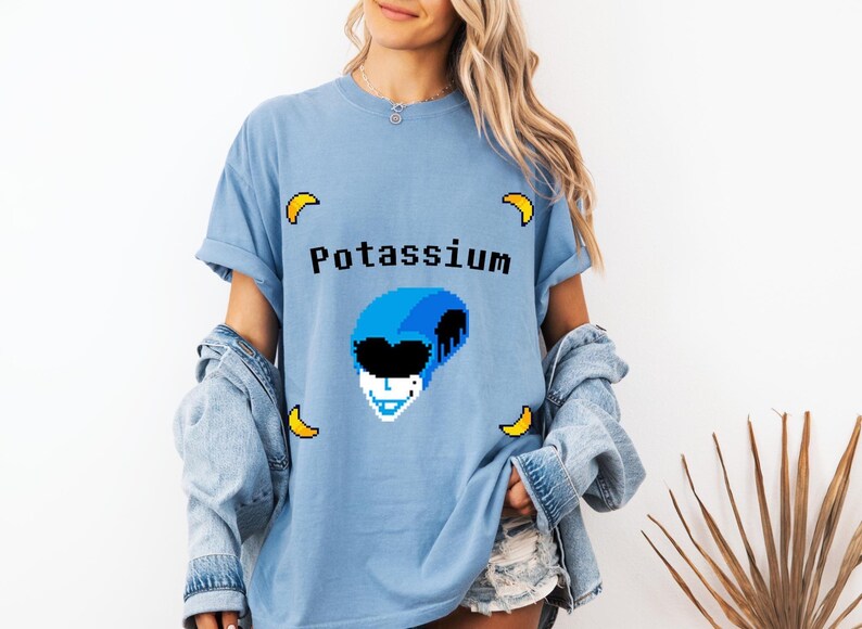 Deltarune Queen Meme T-shirt, Potassium Banana T-shirt Meme, Video Game ...