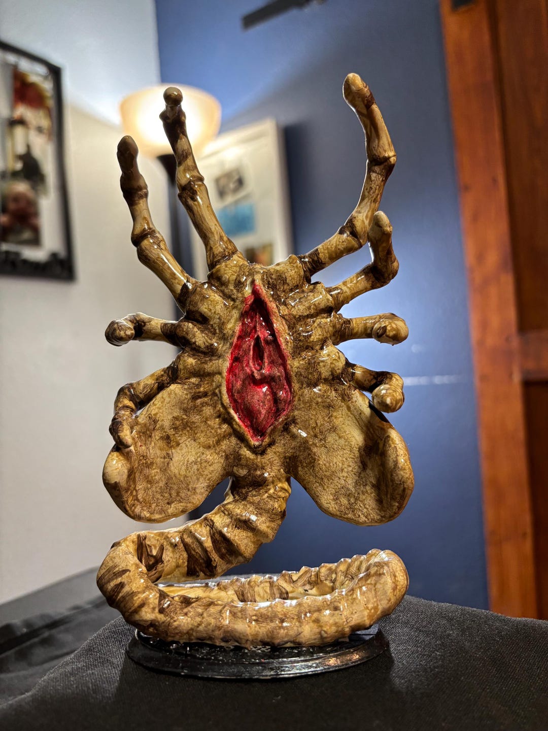 Alien Face Hugger Cell Phone Holder - Etsy