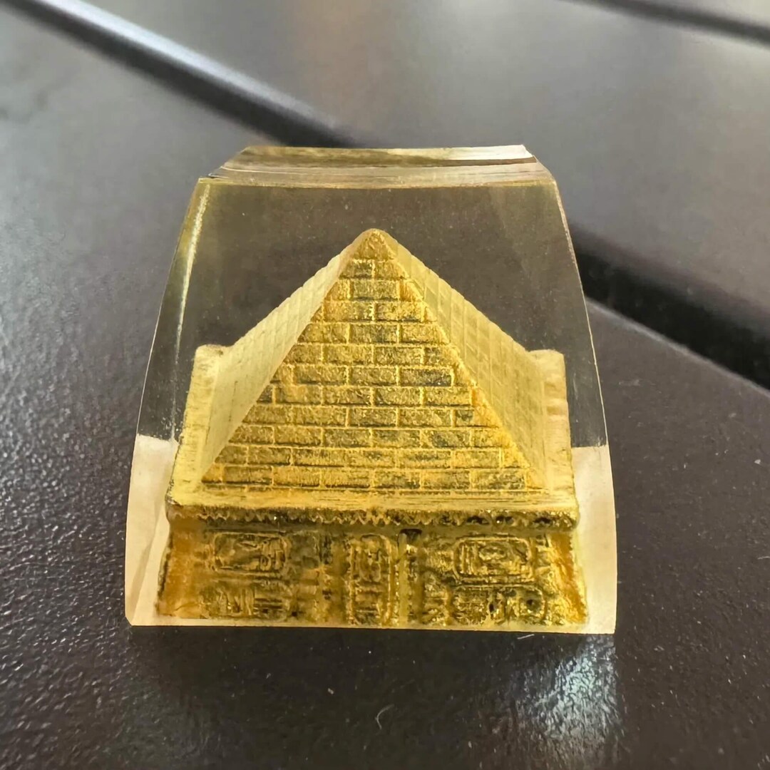 Keycap, Resin Keycap, Custom Keycap, Pyramid Landscape Keycap - Etsy