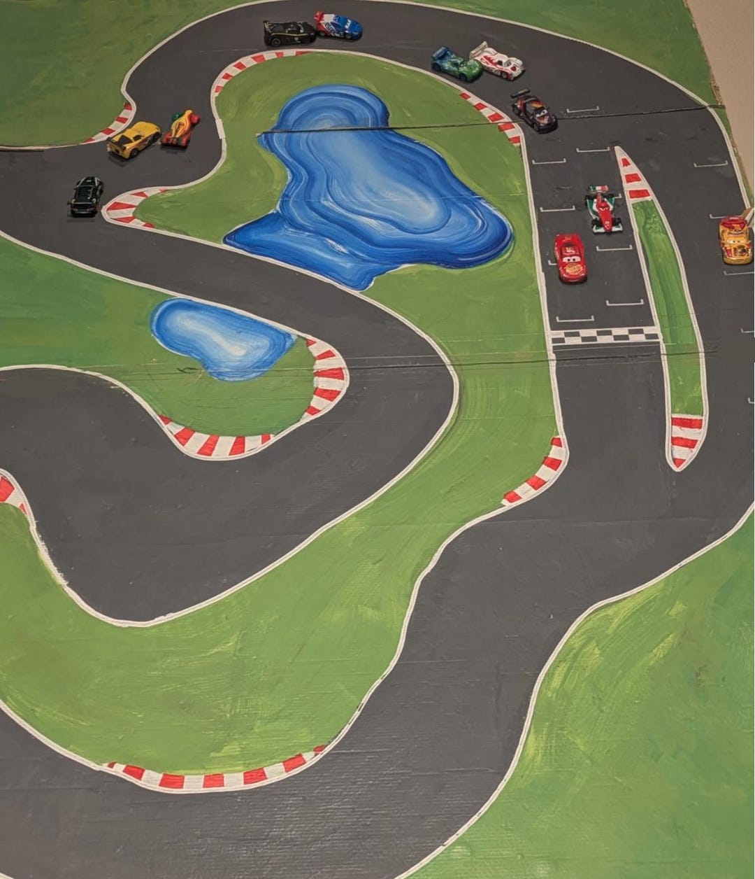 Custom F1 Racetrack for Matchbox-sized Cars - Etsy