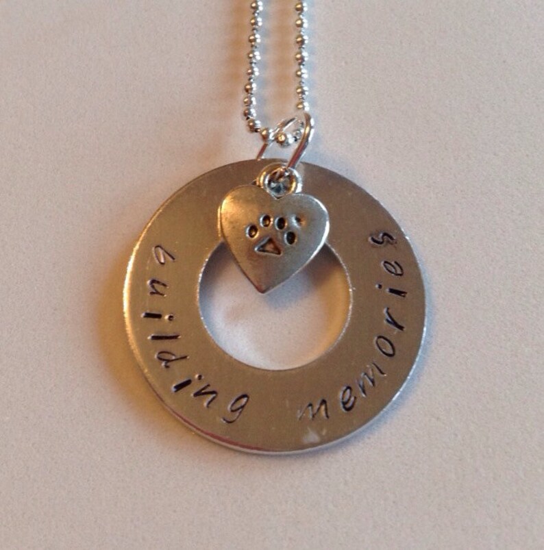 Lady & the Tramp Inspired "building Memories" Necklace - Etsy