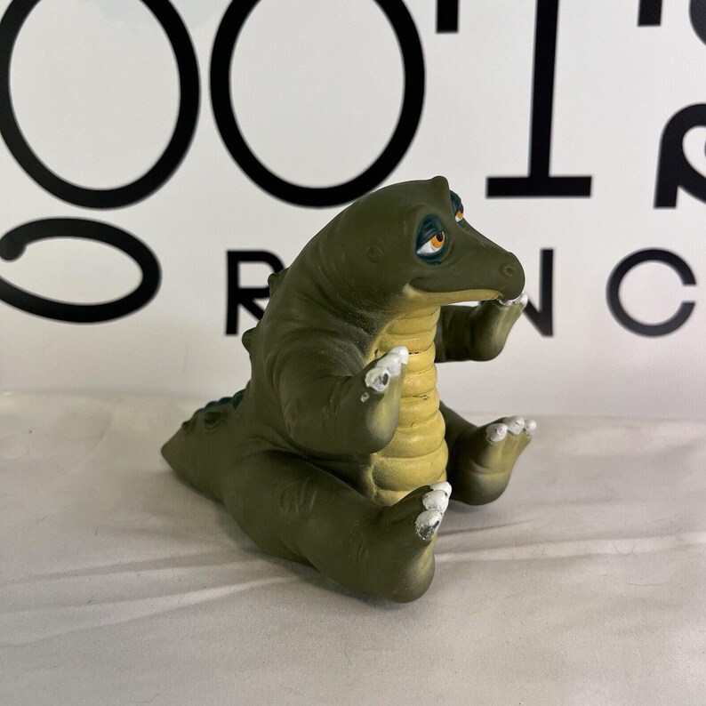 The Land Before Time Spike Stegosaurus VINTAGE 1988 Hand Puppet PIZZA ...