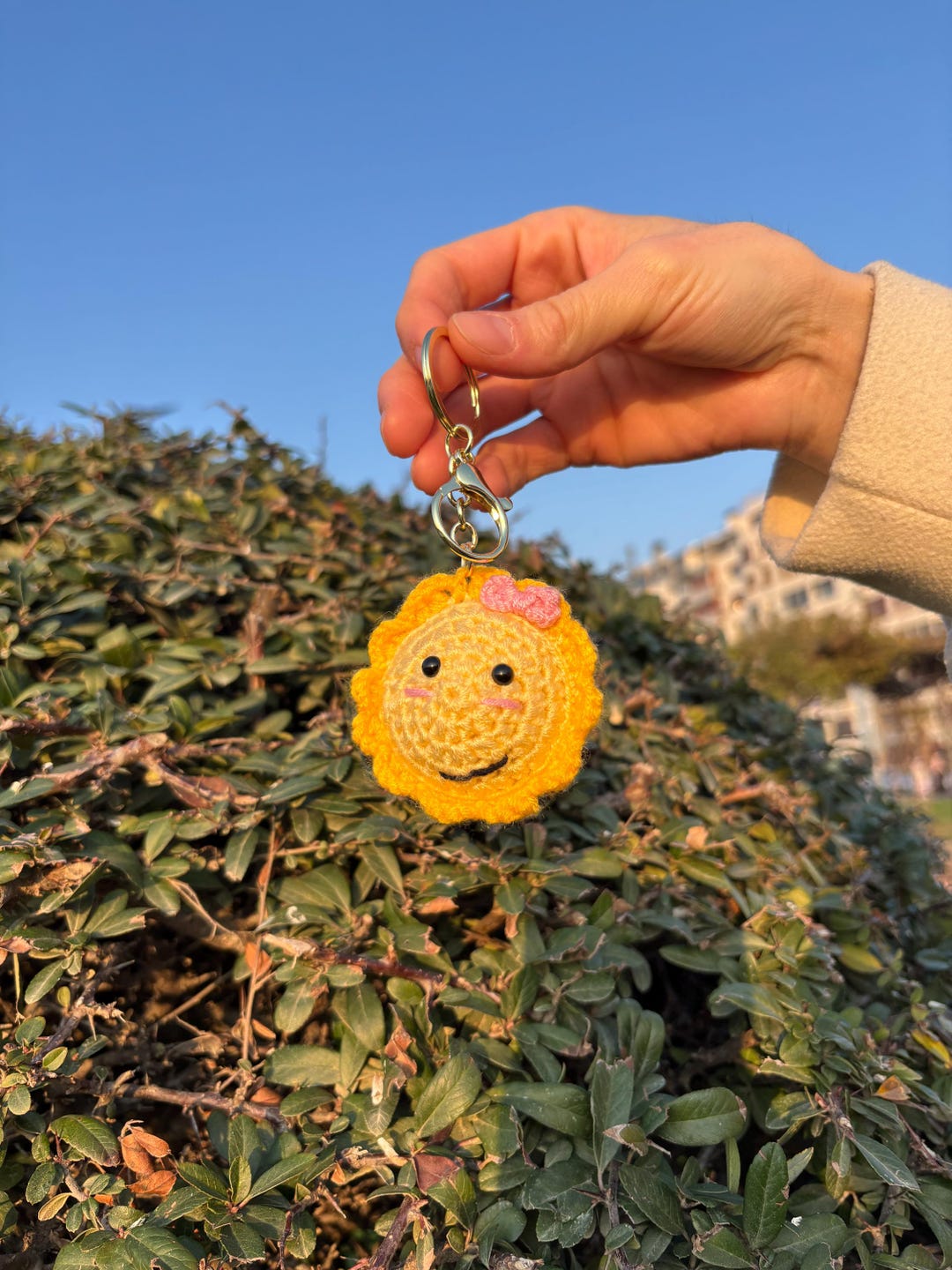 Mini Crochet Sun Keychain, Amigurumi Sun Crochet Plushie, Smiling Sun Key Holder, Handmade Sunny ...