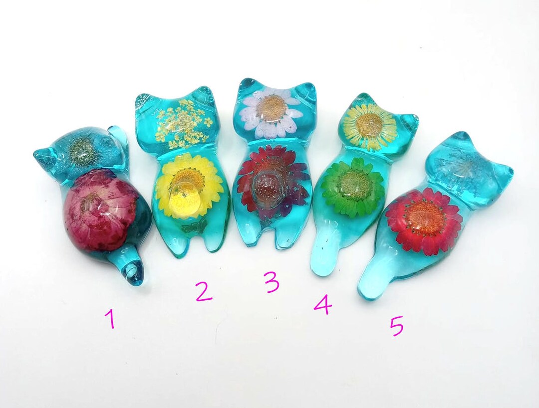 Cats Playing Sleeping Resin Cat Dried Pressed Flowers Floral Nature ...