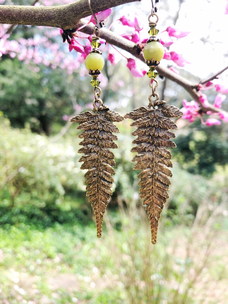 Fern Earrings Green Faerie Forest by Minoubazaar - Etsy