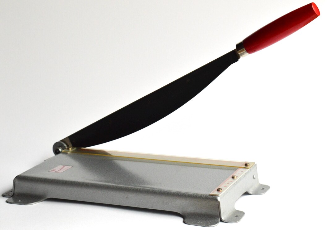 ISIGN - Bergneustadt - Germany - Paper Cutter - Paper Cutter - Vintage ...