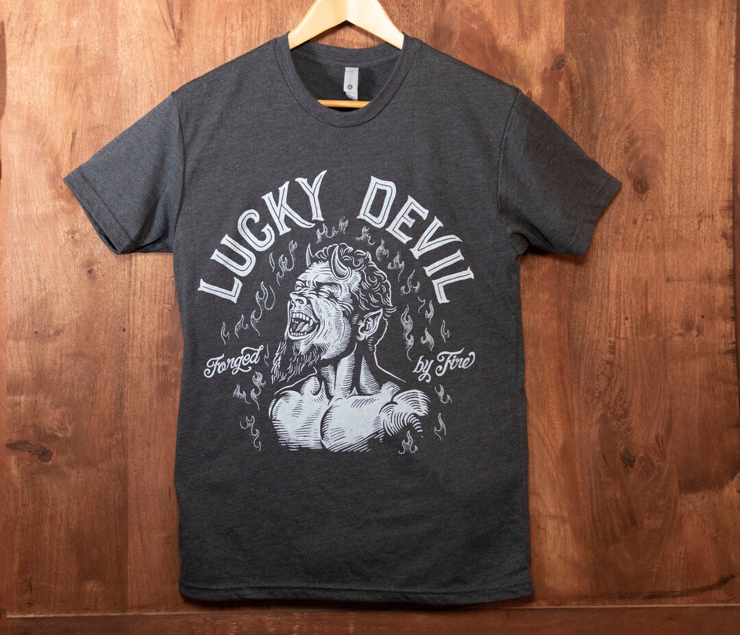 Lucky Devil- Tshirt - Etsy