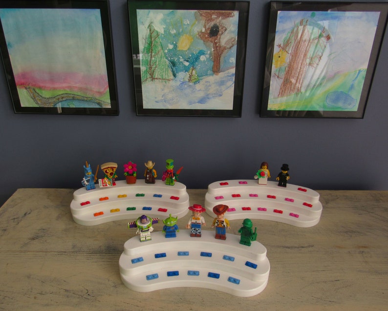 Small Crescent Shaped Minifigure Display Stand, White Poly Lumber ...