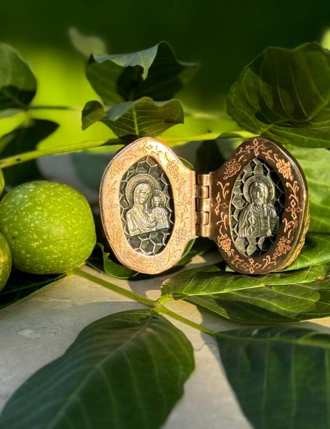 The Mother of God and Jesus - Icons іn Walnut Shells | Orthodox Icon ...