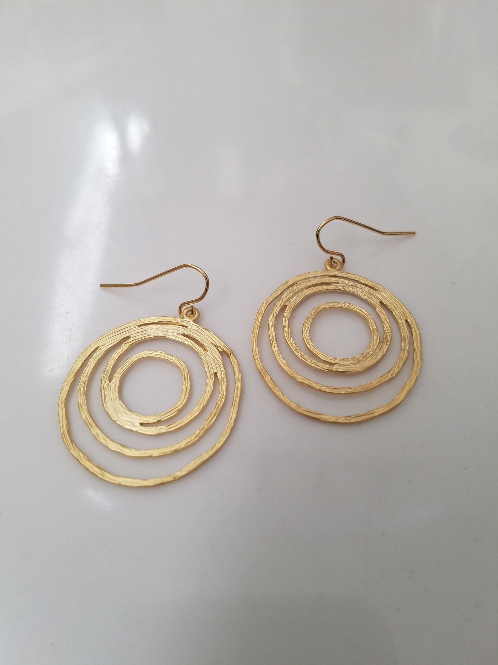 Gold or Silver Multi Circle Pendant Earrings Bridesmaid Gift - Etsy