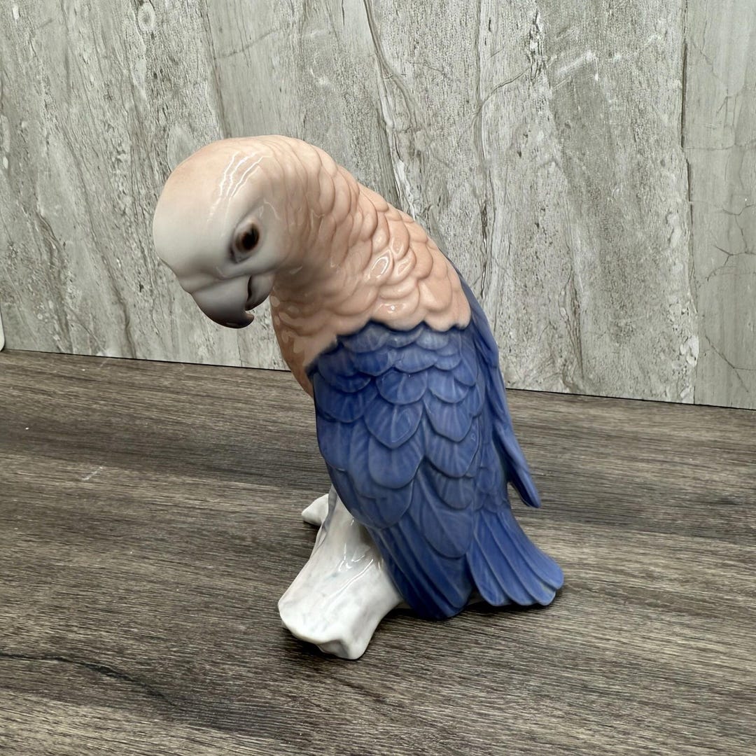 Bing and Grøndahl Jaco Parrot Figurine – Pastel Colors, 5.5" Tall ...