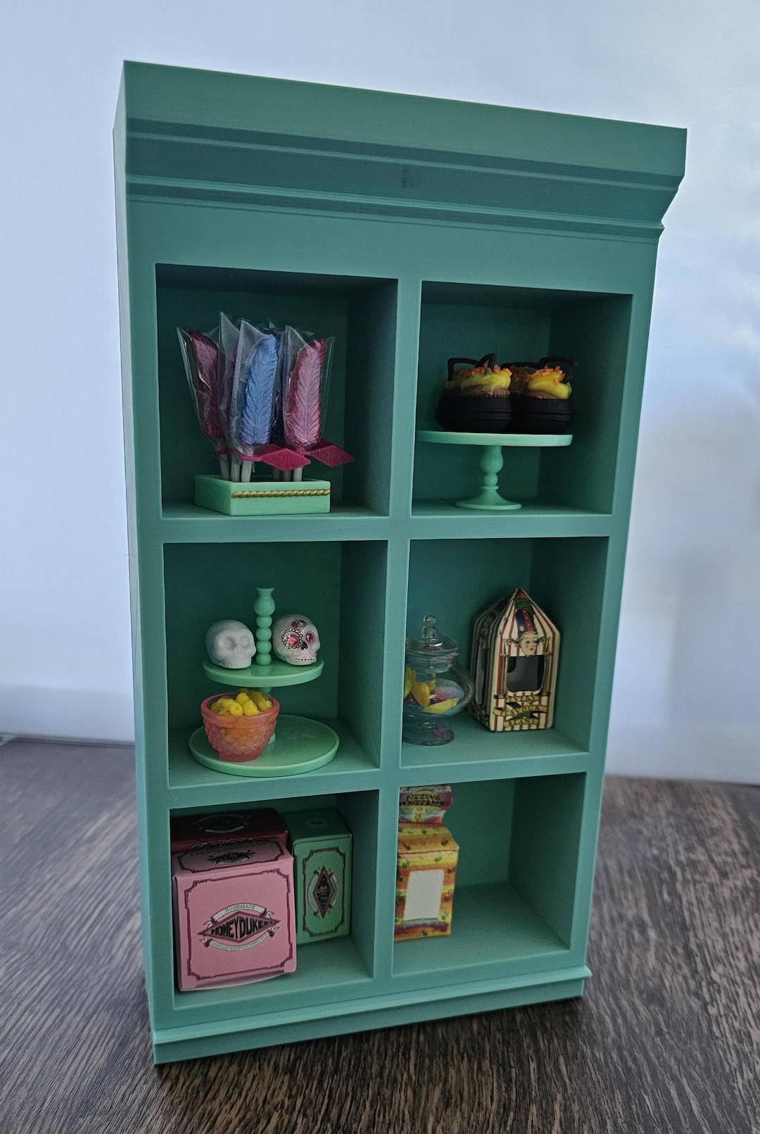 Miniverse Display Store Shelving Honeydukes Sweet Shop Miniverse 1 6
