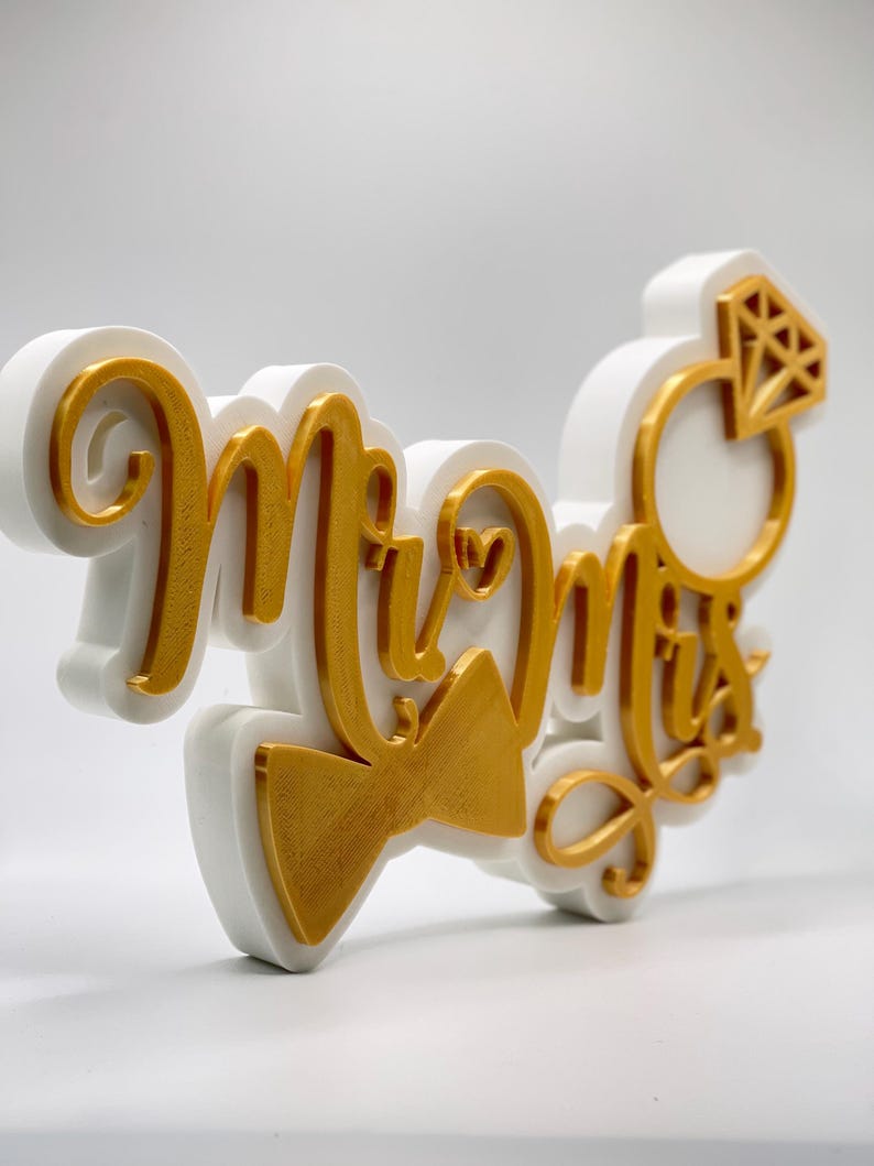3D Printed Mr & Mrs Table Sign – Custom Color Wedding Sign ...