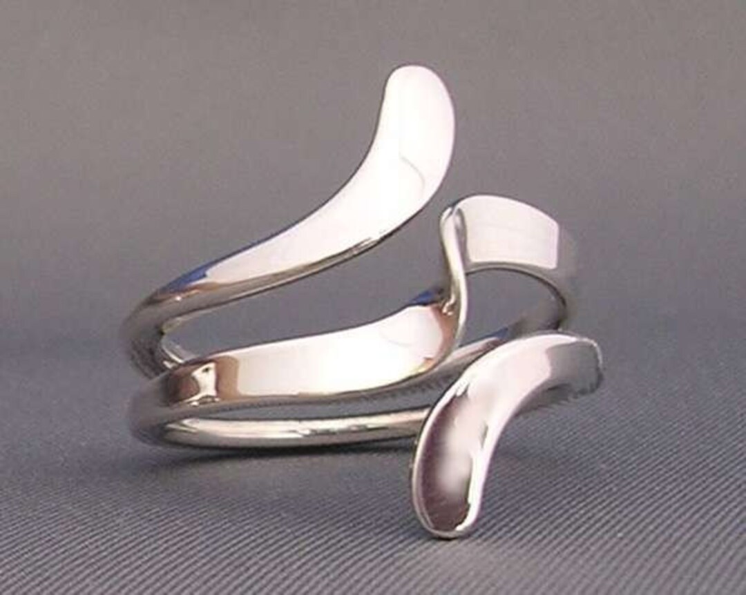 Two Turn Wave Energy Ring With Open Wings - Etsy