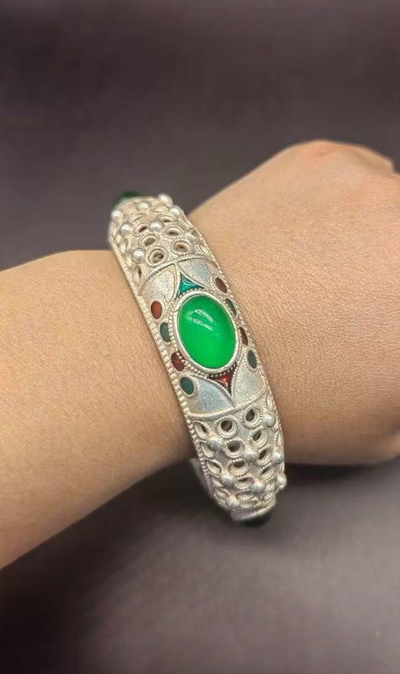Hand carved Tibetan silver inlaid with jade bracelet/… - Gem