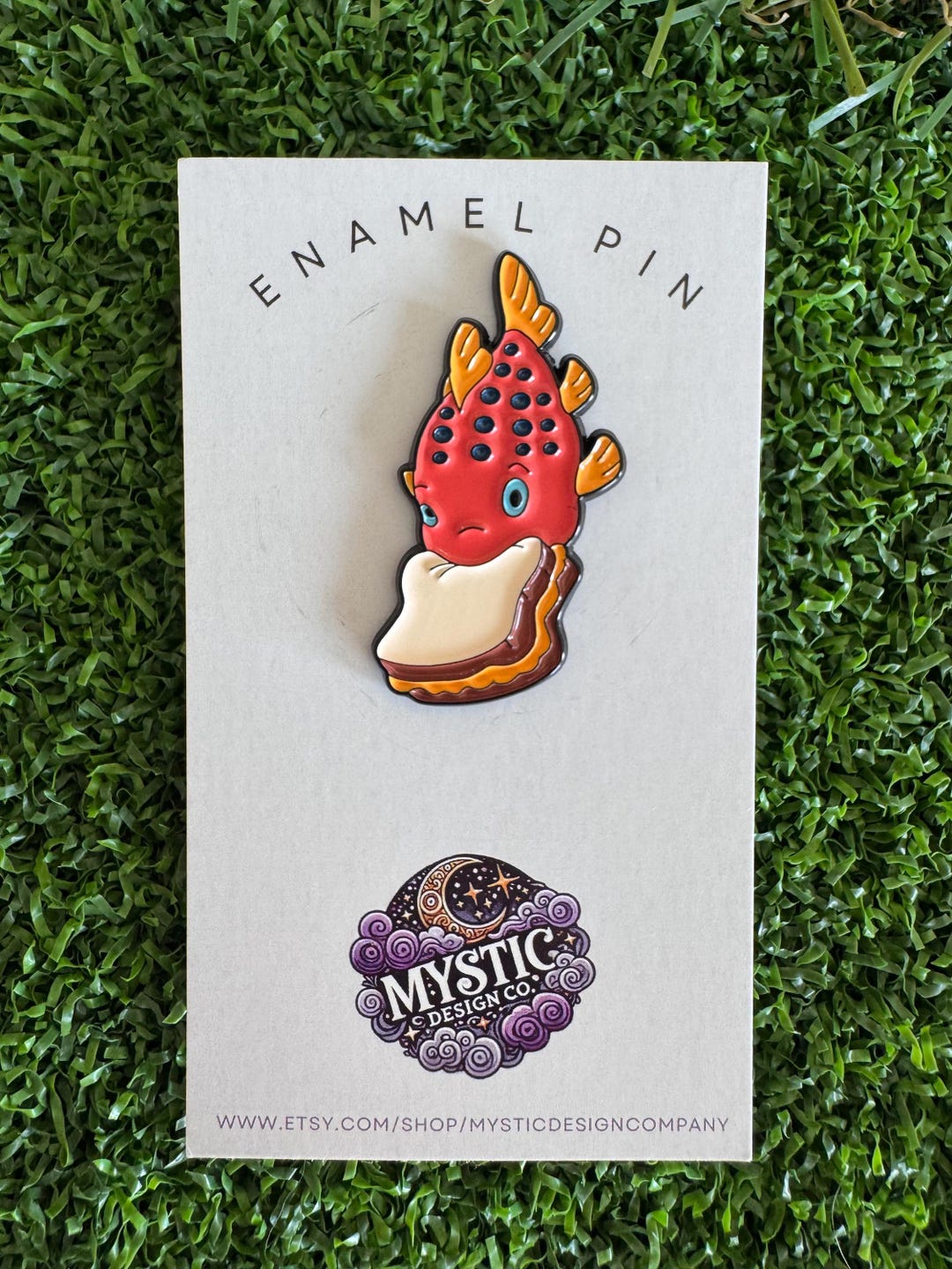 Pudge the Fish - Hawaiian- Magical - Movie Theme - Enamel Pin - Brooch ...