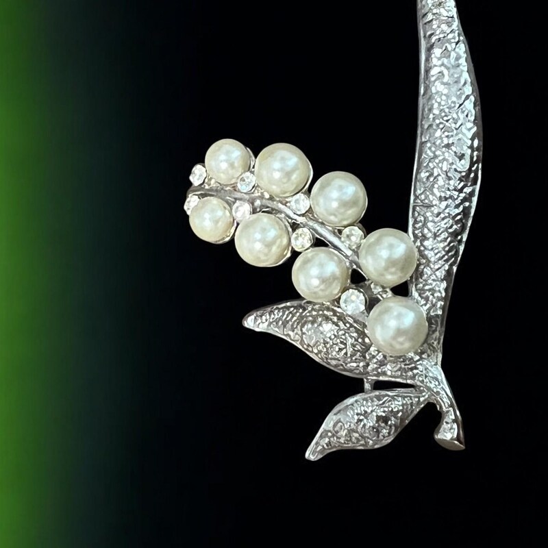 Wattle Brooch - Etsy Australia