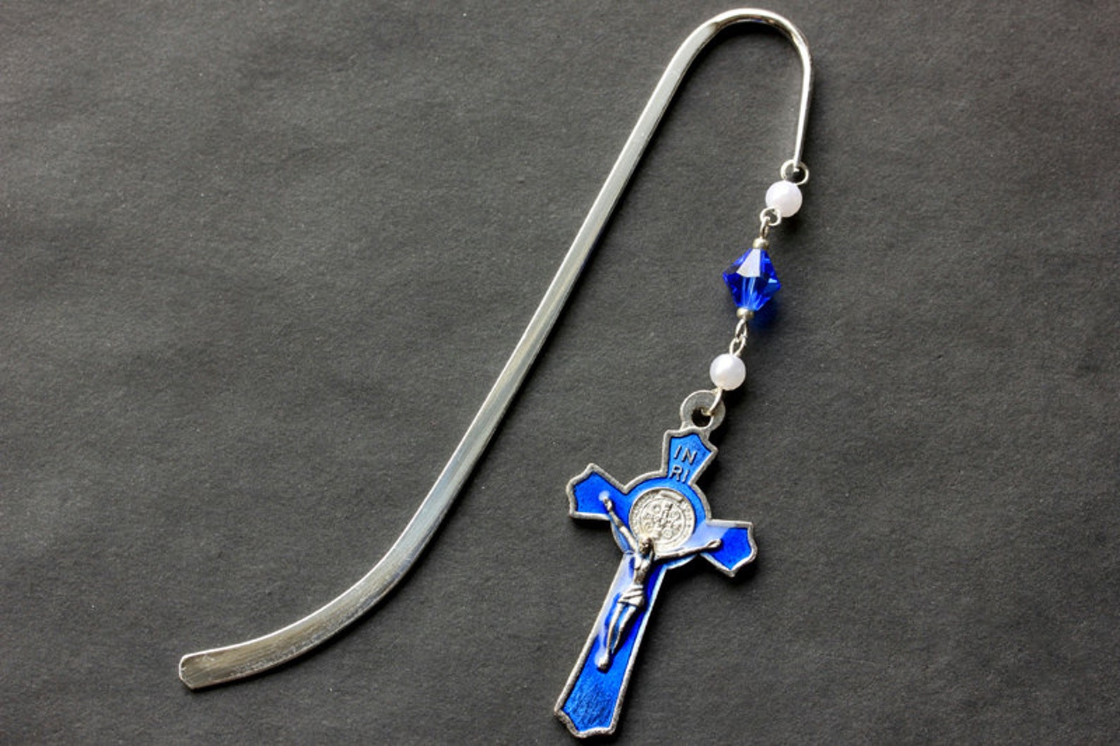 Christian Book Charm with Color Options. Beaded Bookmark. | Etsy