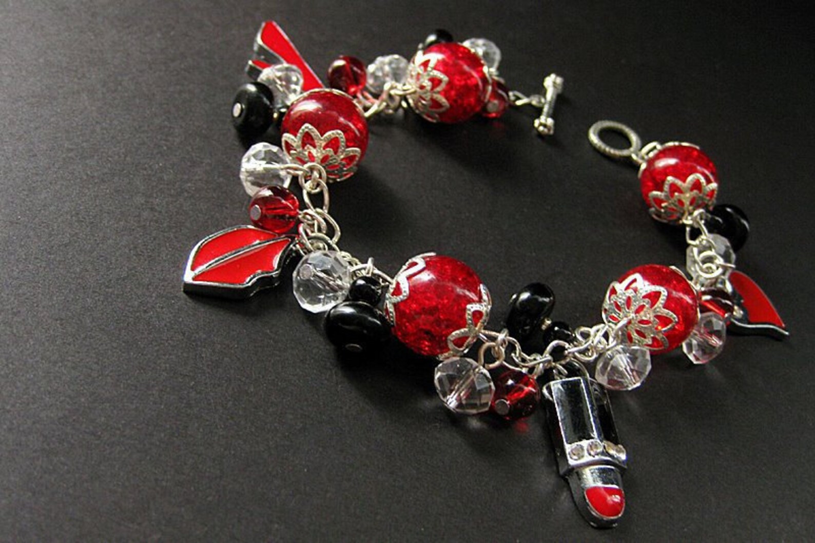 Red Charm Bracelet. Beaded Bracelet in Lipstick Red Black and - Etsy
