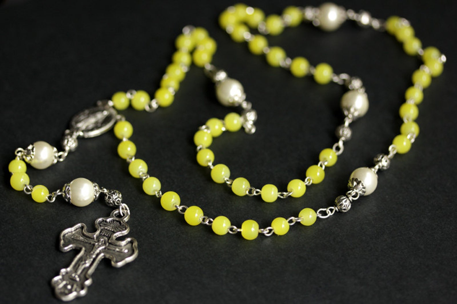 Holy Rosary. Bright Yellow Rosary. Glass Pearl Rosary. Silver - Etsy