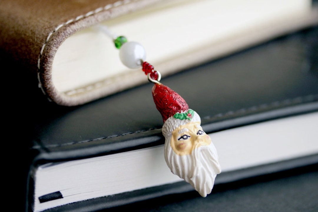 Santa Themed Bookmark. White and Red Beaded Bookmark. Christmas Book ...