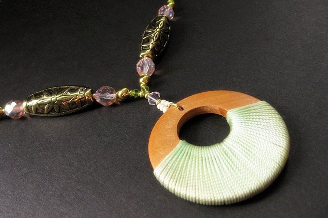 Spring Flowers Necklace. Fiber and Wood Necklace. Pink and Green ...