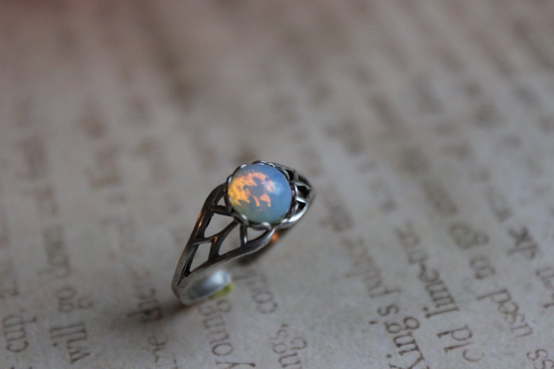 White Fire and Ice, White Fire Opal Ring, True Vintage Fire Opal Ring ...