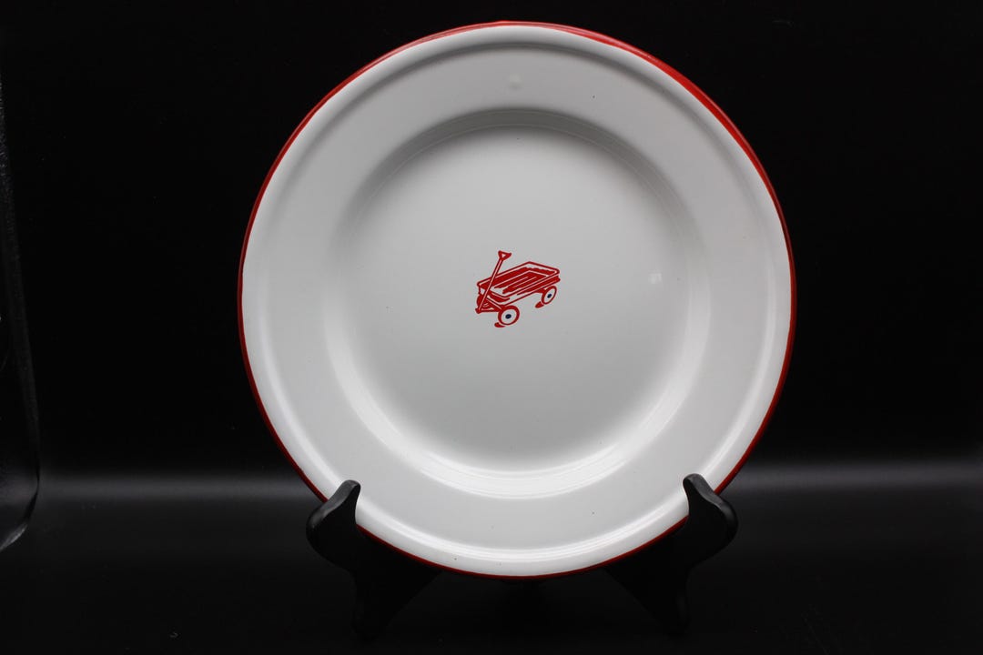 Vintage Taipr Enamelware Metal Plates (set of 4) – Red & White Wagon ...