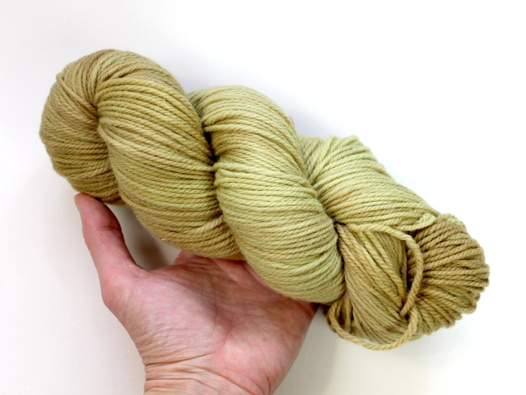 Naturally Dyed Worsted Wool Yarn: Buckthorn Green, Walnut Brown - Etsy