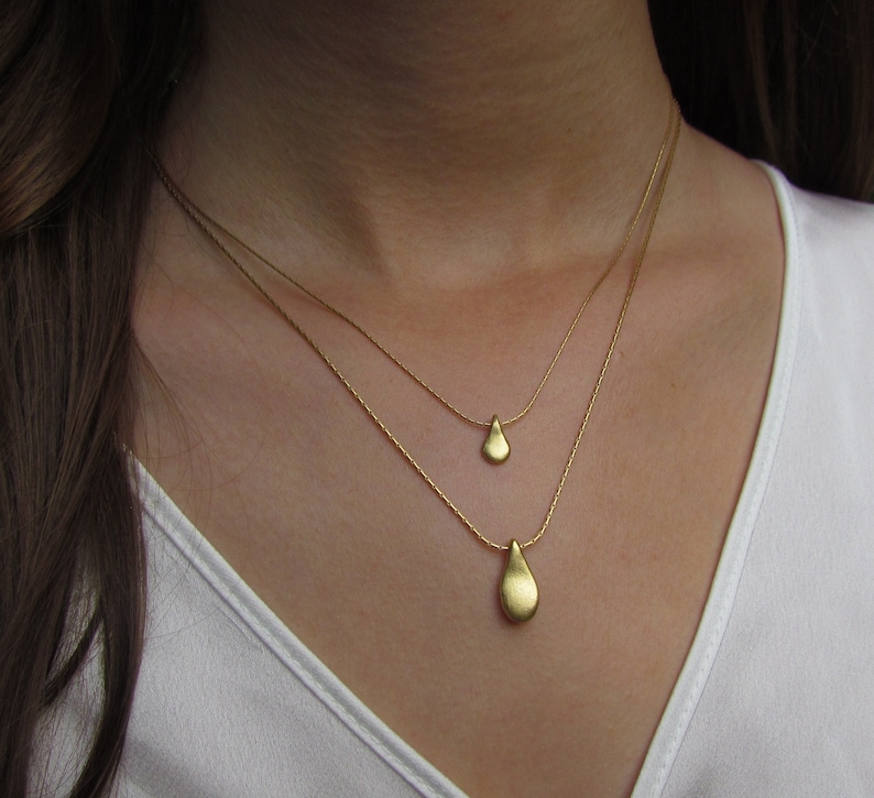 Gold Droplet Necklace Dainty Gold Teardrop Pendant Necklace - Etsy