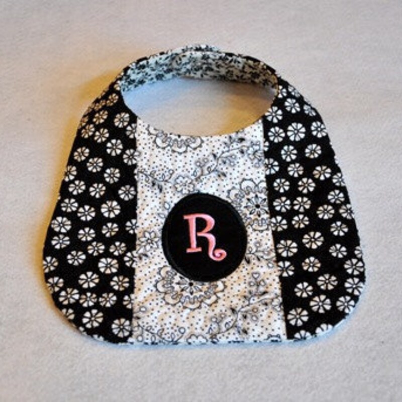 In the Hoop Bib - Etsy