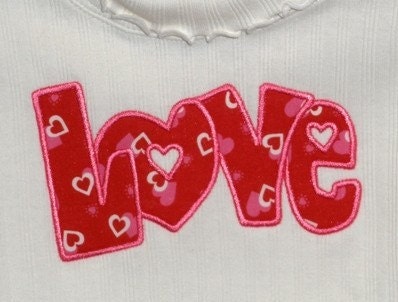 LOVE 2 Machine Embroidery Applique Design - Etsy