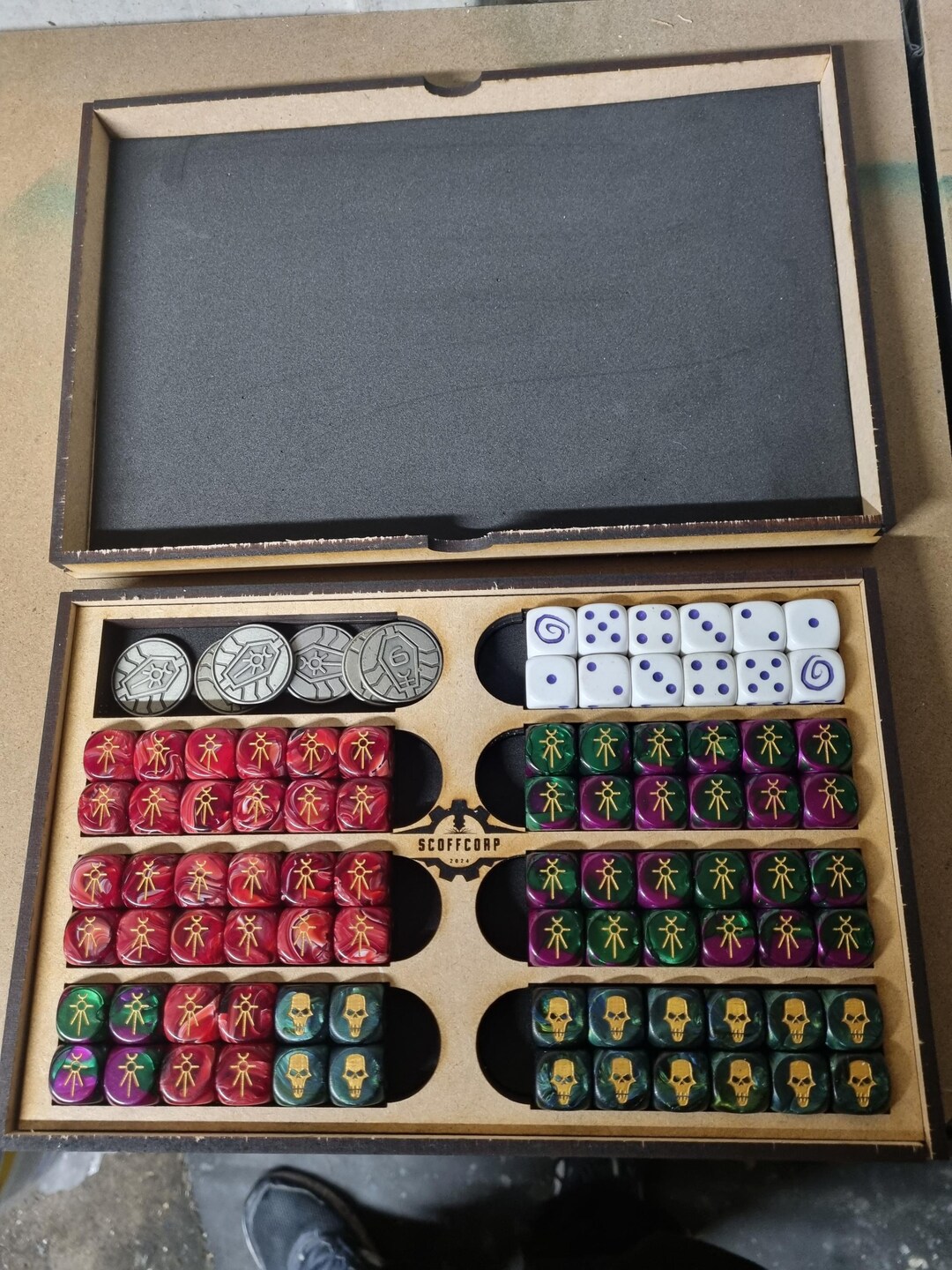 Dice and Token Storage / Rolling Tray for 96 X 16mm Dice (not Included ...