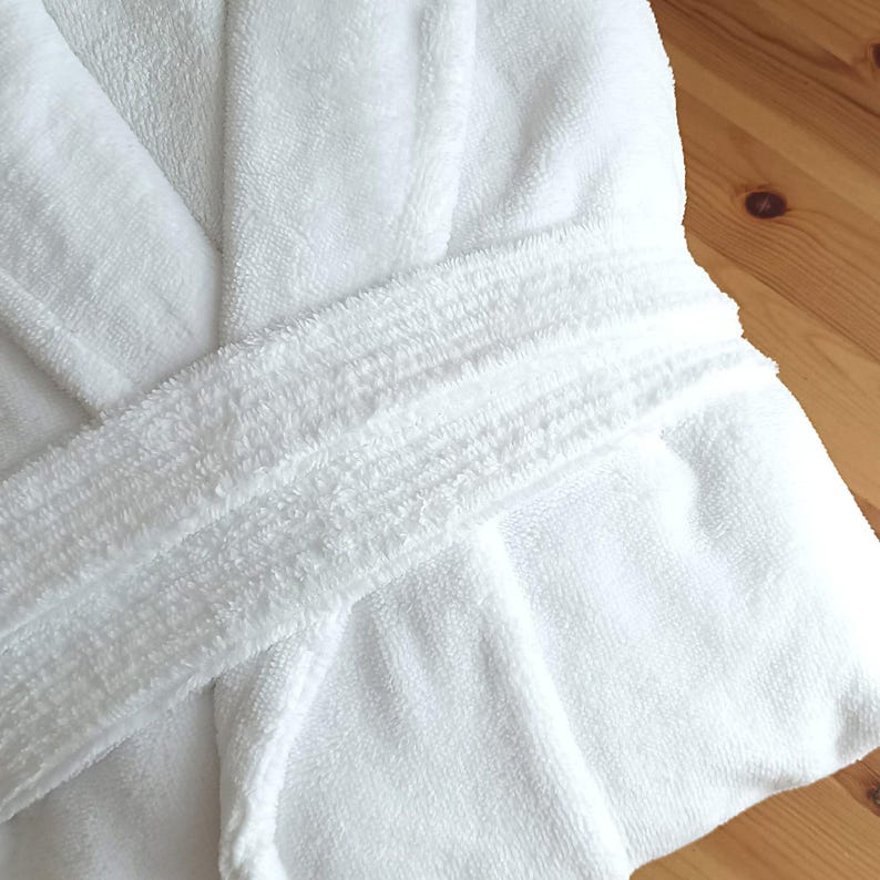 READY to SHIP - Hotel Style Spa Robe - Etsy