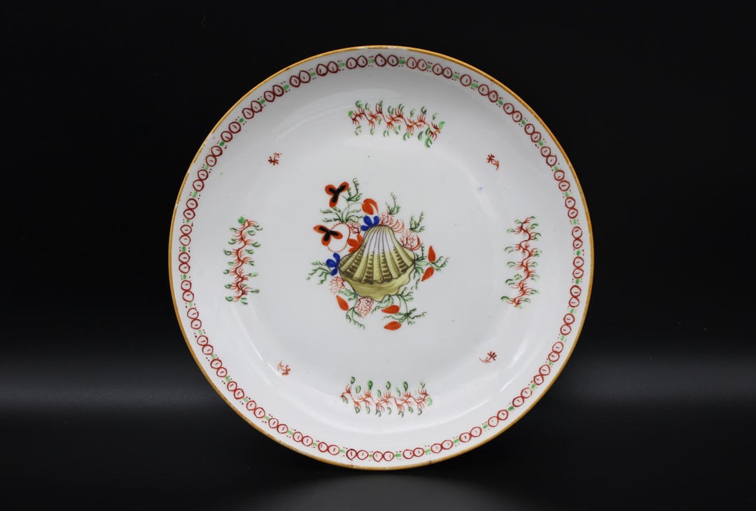 A New Hall 'shell' Pattern Dished Plate (20cm) - Etsy
