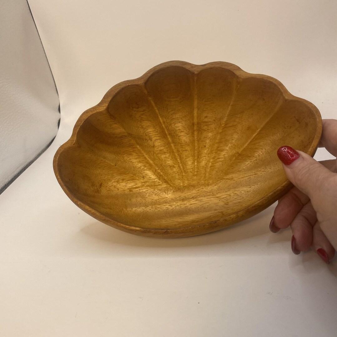 Monkey Pod Wood 8" Bowl Seashell Shell Scalloped Serving Trinket Nut ...