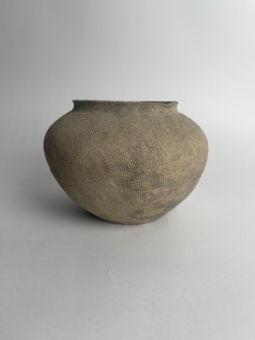 Antique Gray Pottery Textile Impressed Pot - China Warring States ...