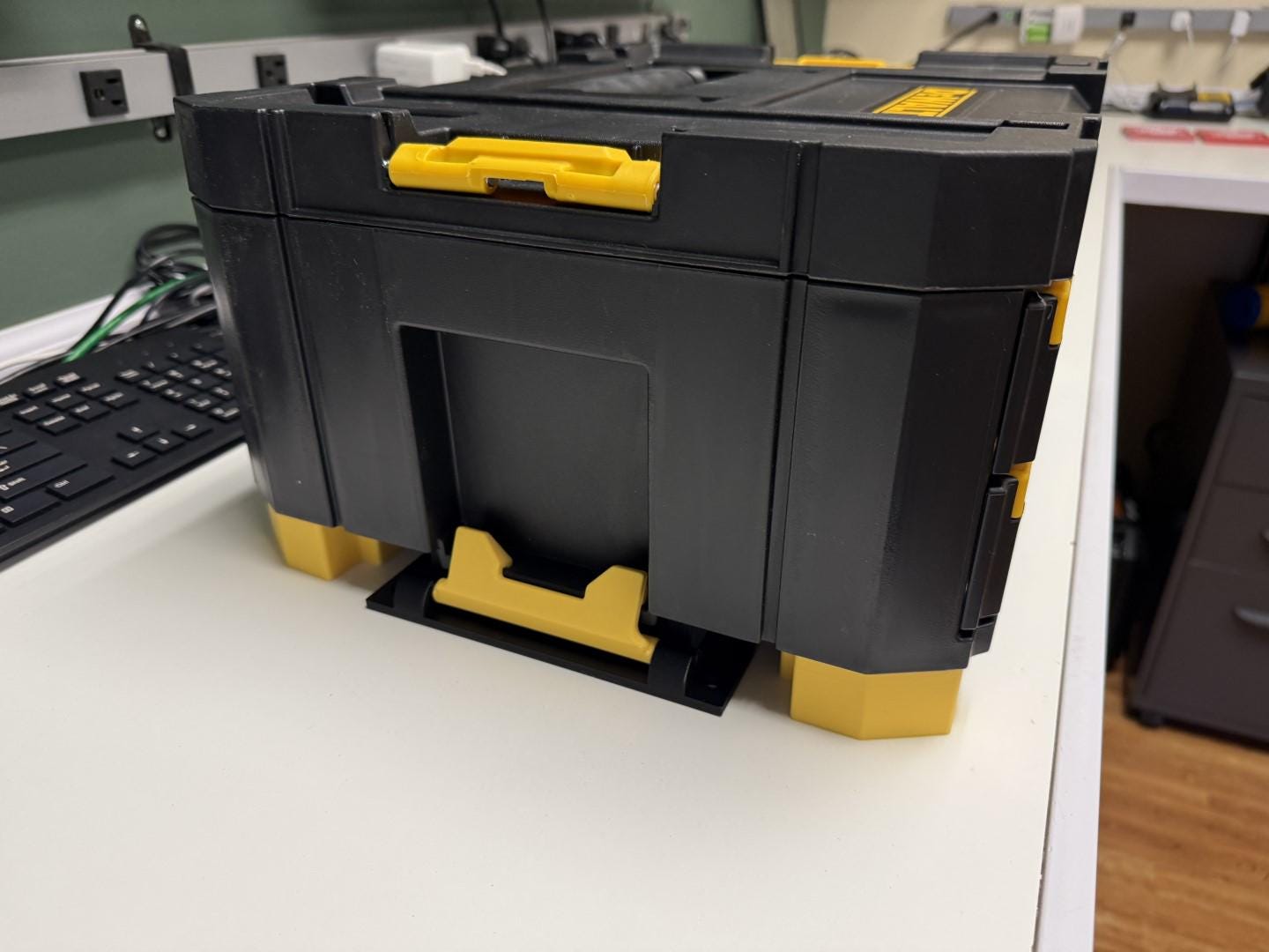 3D Printed Versastack/tstak Latch Mount With Corner Supports - Etsy